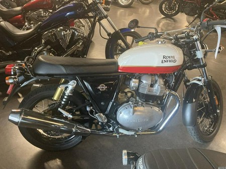 ROYAL ENFIELD 2021-royal-enfield-int650-ravishing-red occasion - Le Parking