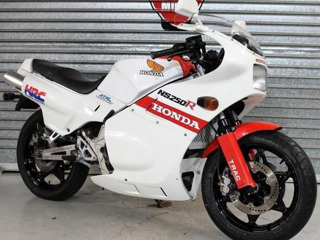 HONDA 1985-85-c-honda-nsr-250-ns250r-ns-r-11k-classic-2-stroke-new-mot ...