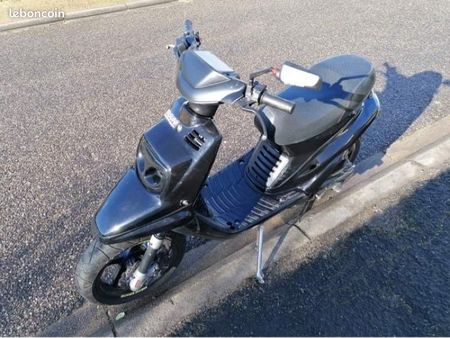 YAMAHA mbk-booster-bw's-original-50cc-super-etat-refait-comme-neuf ...