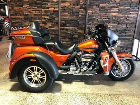 HARLEY DAVIDSON 2019-harley-davidson-flhtcutg-tri-glide-u-clc-114 ...