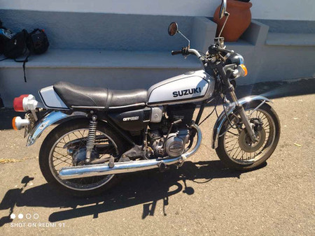 SUZUKI suzuki-gt-185 Used - the parking motorcycles