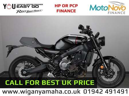 YAMAHA yamaha-xsr900-72-reg-0-miles-retro-style-889cc-triple-cylinder ...