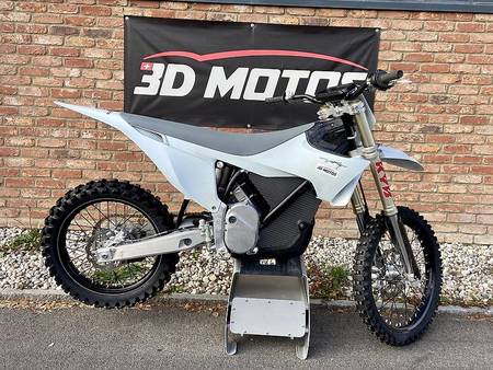 GOES stark-varg-white-de-demo-totalisant-38-heures de segunda mano el ...