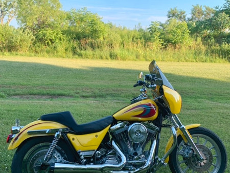 HARLEY DAVIDSON 2000-harley-davidson-fxr4 tweedehands - De Parking