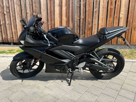 YAMAHA yamaha-yzf-r3-black-edition Gebrauchtmotorrad