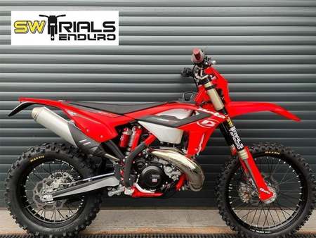 HONDA beta-rr-300cc-250cc-2023-enduro-bike-px-ktm-husky-honda-wr-race ...