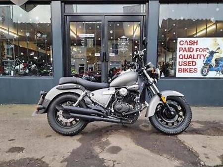 KEEWAY keeway-superlight-125cc-cruiser-motorcycle-learner-legal ...