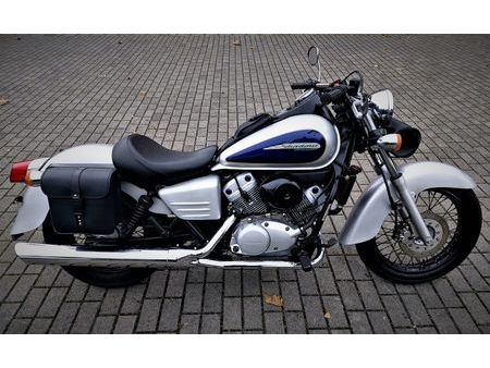 HONDA honda-shadow-125-bobber-nur-7-700-km-tuev-10-2024-vb ...