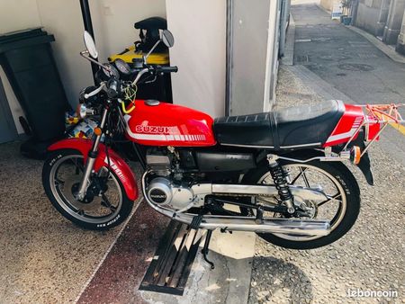 SUZUKI 125-gt-suzuki de segunda mano el Parking