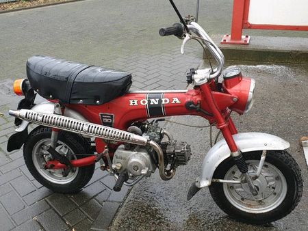HONDA 6-000km-honda-dax-st-50-g-von-1976-mit-original-papieren-lauft ...