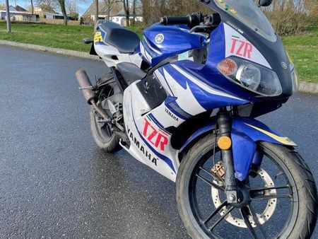 YAMAHA moto-yamaha-tzr-valentino-rossi-50cc occasion - Le Parking