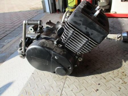 YAMAHA yamaha-rd400-engine-rebuilt-with-re-built-crank-seals-re-bore ...