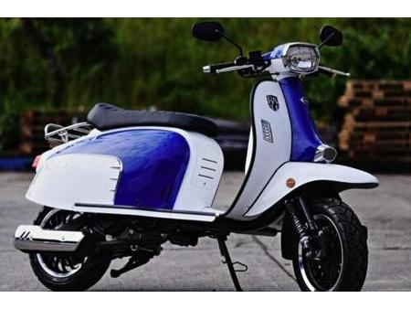 JAWA royal-alloy-gt-125cc-a-modern-classic-retro-automatic-moped ...