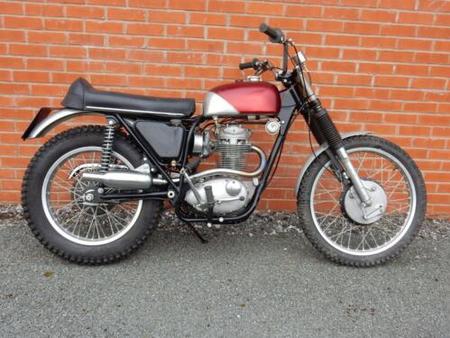 BSA BSA B44 VICTOR SPECIAL 441CC 1968 MATCHING FRAME & ENGINE NUMBERS occasion - Le Parking