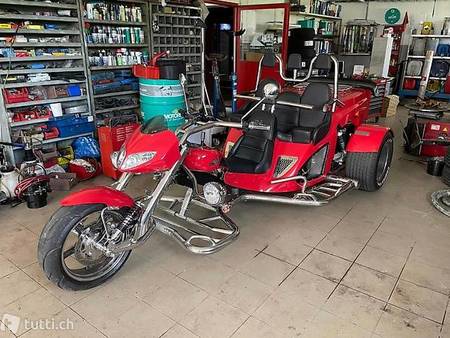 BOOM-TRIKES motorfahrzeug-boom-family occasion - Le Parking