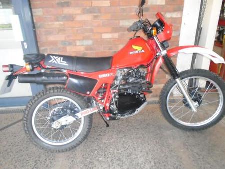 HONDA honda-xl250-rc-1982-vey-nice-example-in-red-historic-machine ...