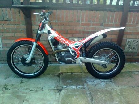 BETA beta-rev-3-trials-bike-beta-trials-bike-road-registered-trials ...