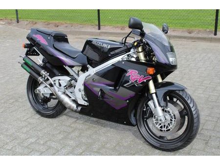 SUZUKI suzuki-rgv-250-vj22-250-cc-1998 tweedehands - De Parking