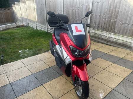 YAMAHA yamaha-nmax-125cc-red-abs-2016-not-honda-pcx-vision occasion ...