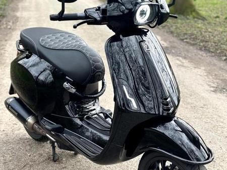 PIAGGIO vespa-sprint-black-80cc-akrapovic-5900km-2v-uniek-scooters-vespa-marktplaats Occasione ...