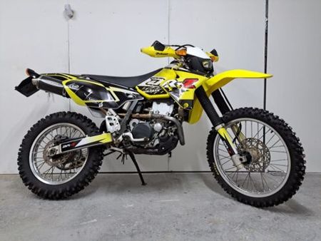 SUZUKI suzuki-drz400-e-enduro-duel-sport-trail-bike-off-road-drz400e ...
