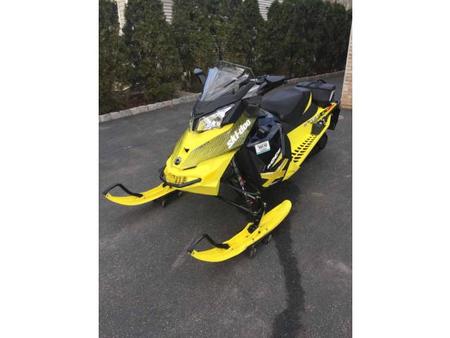 SKI DOO SKI DOO MXZ X 800 ETEC 2015 Used - the parking motorcycles