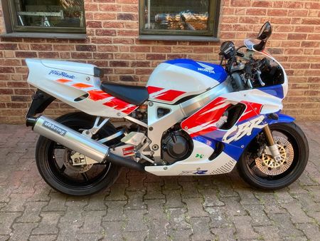 HONDA honda-fireblade-sc28-cbr-900 tweedehands - De Parking