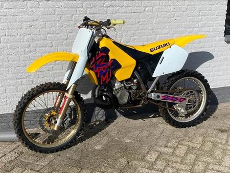 SUZUKI suzuki-rm250-1996 Used - the parking motorcycles