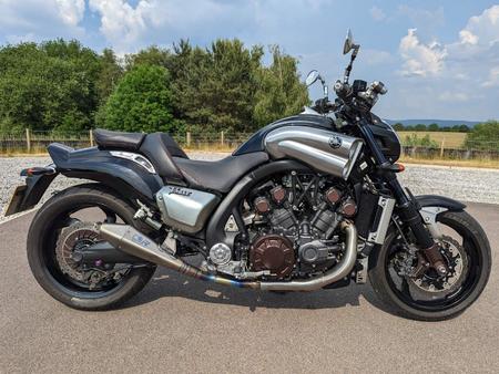 YAMAHA yamaha-v-max-1679-cc Used - the parking motorcycles