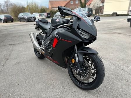 HONDA honda-cbr-1000-rr-sc77-fireblade-top-zustand occasion - Le Parking