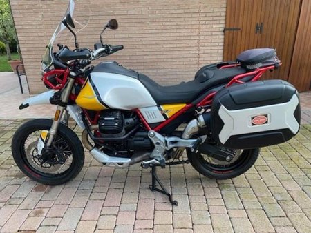 MOTO GUZZI vendo-moto-guzzi-v85-tt-evocative-graphics-2019-20-usata-a ...