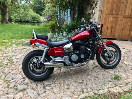 Kawasaki Eliminator 900 Custom