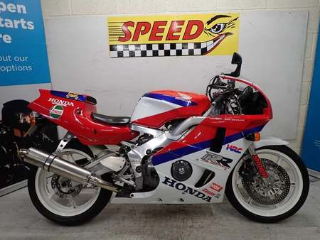 HONDA honda-cbr400rr-nc29-1991 Used - the parking motorcycles