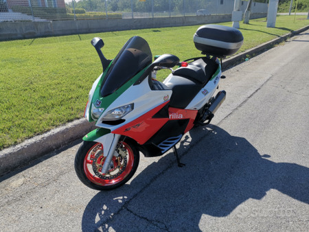APRILIA srv-850 Used - the parking motorcycles
