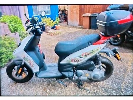 PIAGGIO tph-125-von-piaggio-bj-2012-tuev-bis-9-2025 Gebrauchtmotorrad