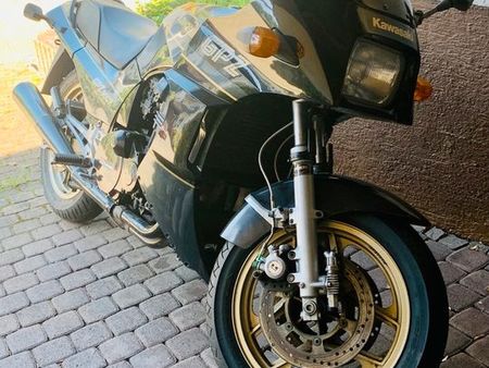 KAWASAKI kawasaki-gpz-900r-'88-top-gun-superbike-oldtimer occasion - Le ...