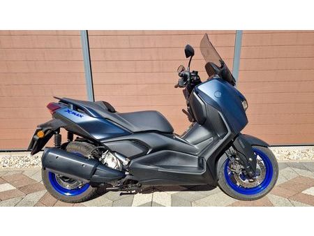 YAMAHA yamaha-xmax-300-mod-2023-in-blau-mit-extras tweedehands - De Parking