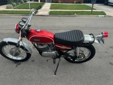 YAMAHA 1970-yamaha-dt-250-enduro Used - the parking motorcycles