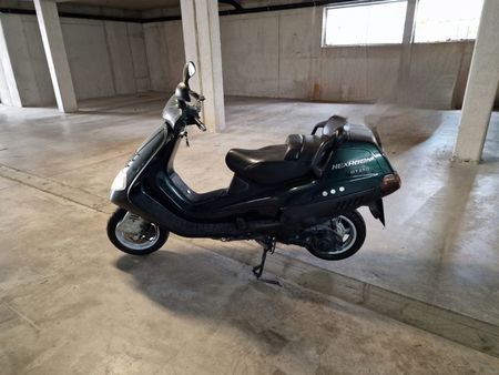 PIAGGIO Piaggio hexagon 250 gt Gebrauchtmotorrad piaggio-piaggio-hexagon-250-gt-gebrauchtmotorrad