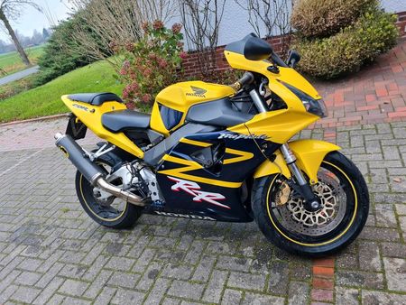HONDA honda-cbr-900rr-fireblade-sc50-tuv-neu tweedehands - De Parking