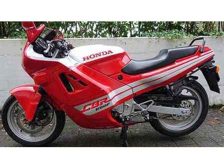 HONDA honda-cbr-600-f-pc19 Used - the parking motorcycles
