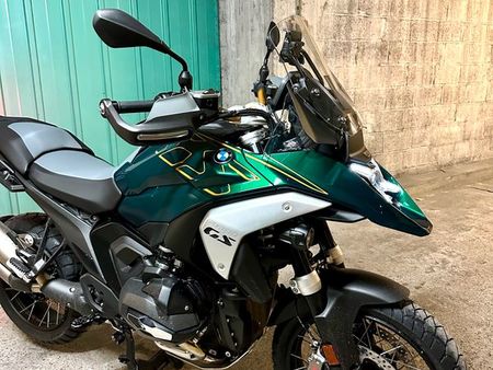 BMW bmw-r-1300-gs-finition-pro-aurelius-green-719-r1300-gs-r1300gs ...