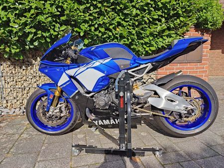 YAMAHA yamaha-r1-m-2020-rn65-racebike-rennstrecke occasion - Le Parking