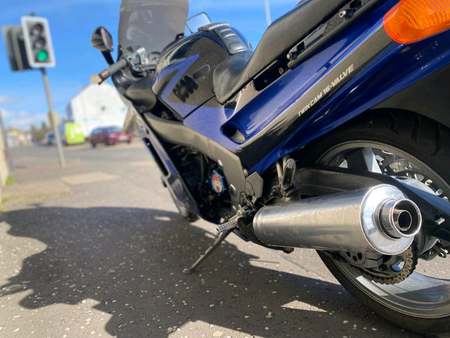 KAWASAKI kawasaki-zzr-1100-fastest-bike-of-the-1990's Used - the ...