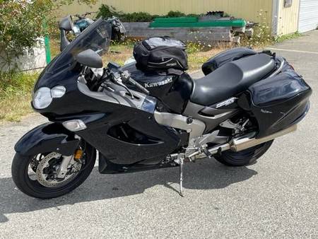 KAWASAKI 2005-zzr1200 Used - the parking motorcycles