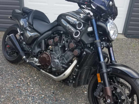 YAMAHA 2016 YAMAHA VMAX 1700 Used - the parking motorcycles