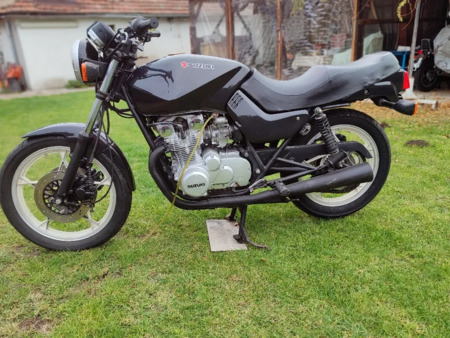 SUZUKI suzuki-katana-550-cc Used - the parking motorcycles