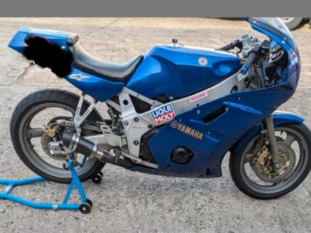 YAMAHA YAMAHA FZR 400 Used - the parking motorcycles