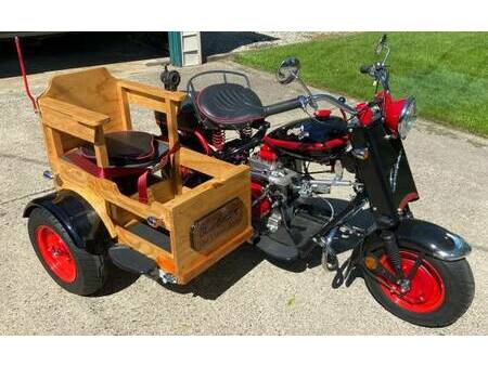 REVATTO 1956-cushman-eagle-scooter-with-custom-sidecar Used - the parking motorcycles