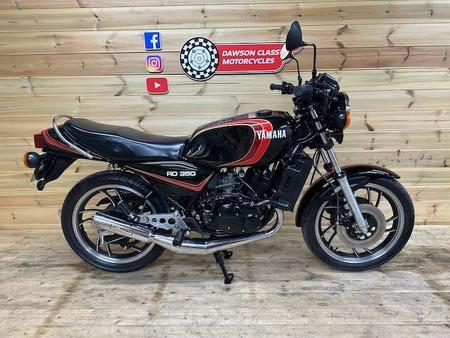 YAMAHA YAMAHA RD350 LC 350 CC Used - the parking motorcycles